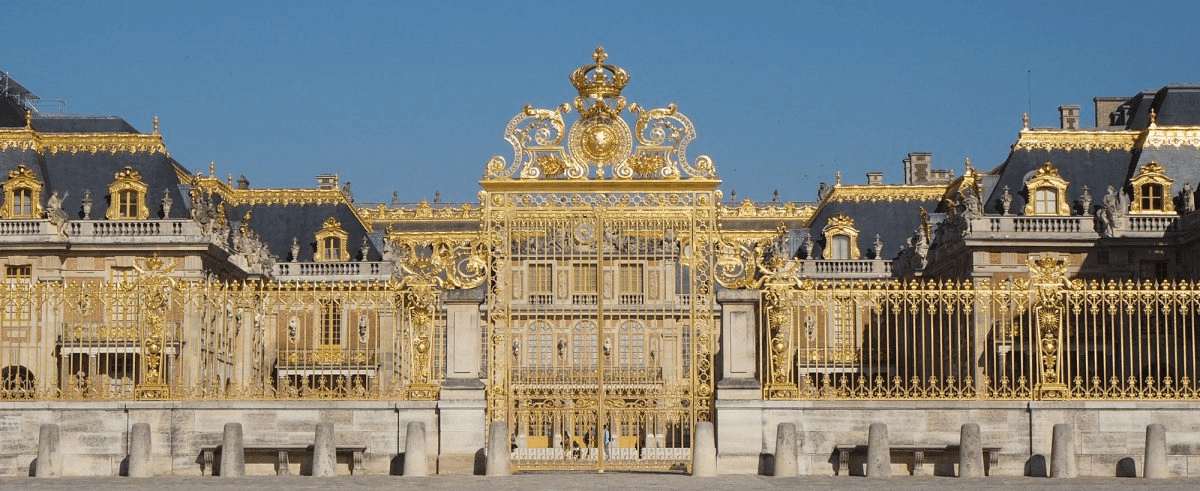 12 Beautiful Buildings in France That Capture Its Rich History ...