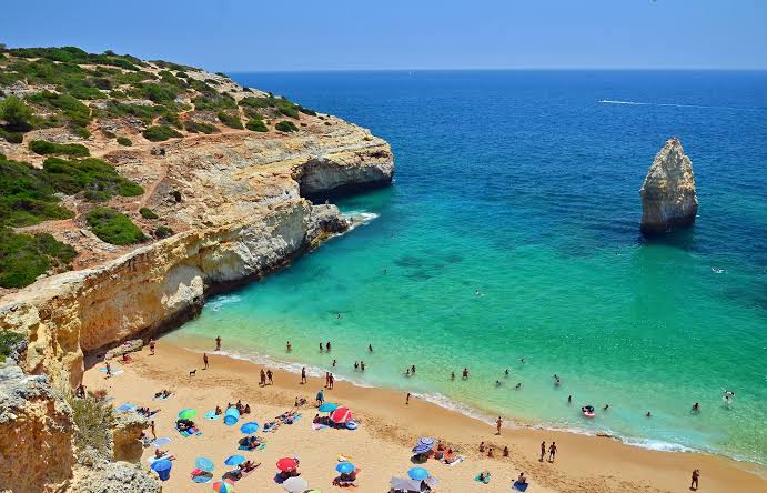 Top Beaches in Portugal: Your Guide to Sun, Sand & Serenity | OneVasco Blog